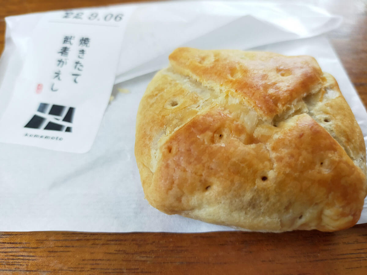 お菓子の香梅「KOBAI ろーる」を予約してみた！予約限定で食べられる特別なケーキです。 | 32調