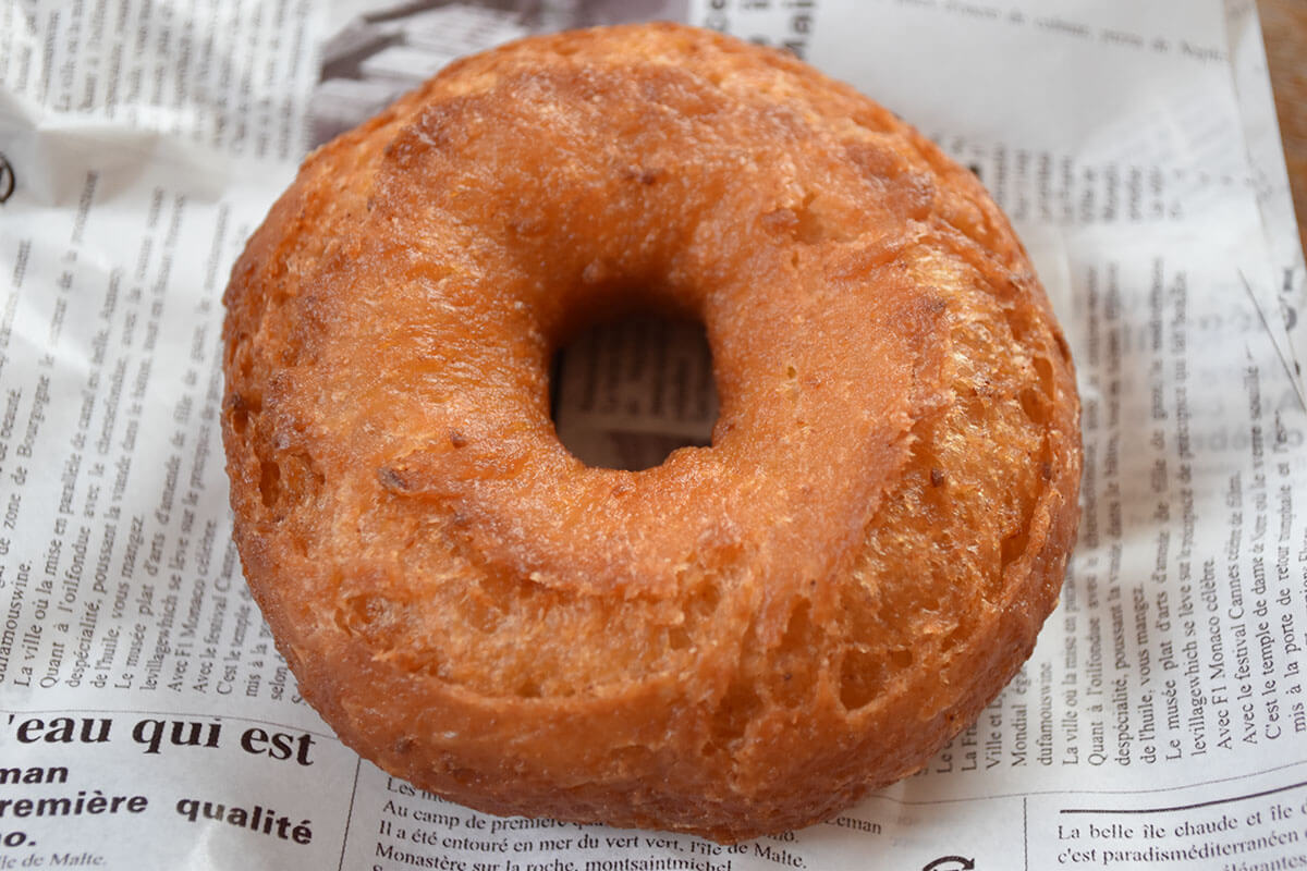 お洒落なお店でこだわりのドーナツやコーヒーが楽しめる【MARUGO DONUTS】 | 32調