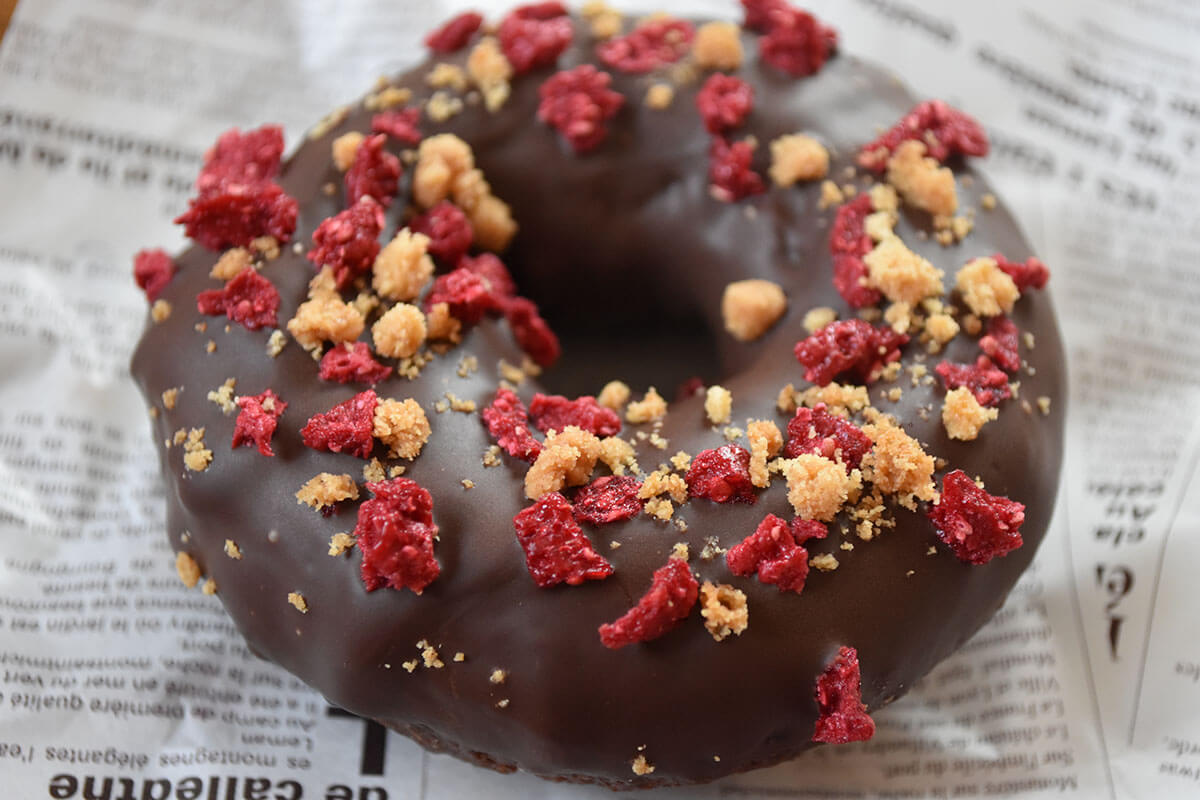 お洒落なお店でこだわりのドーナツやコーヒーが楽しめる【MARUGO DONUTS】 | 32調