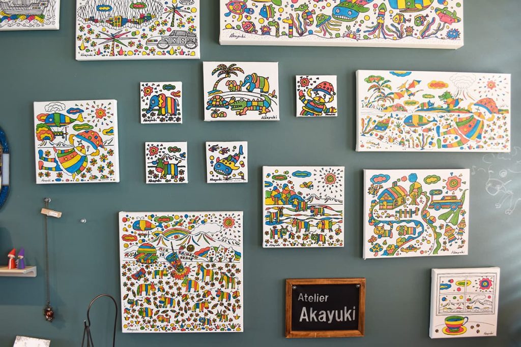 南阿蘇の景色やアートを堪能できるカフェ【ASO RAINBOW TERRACE】 | 32調