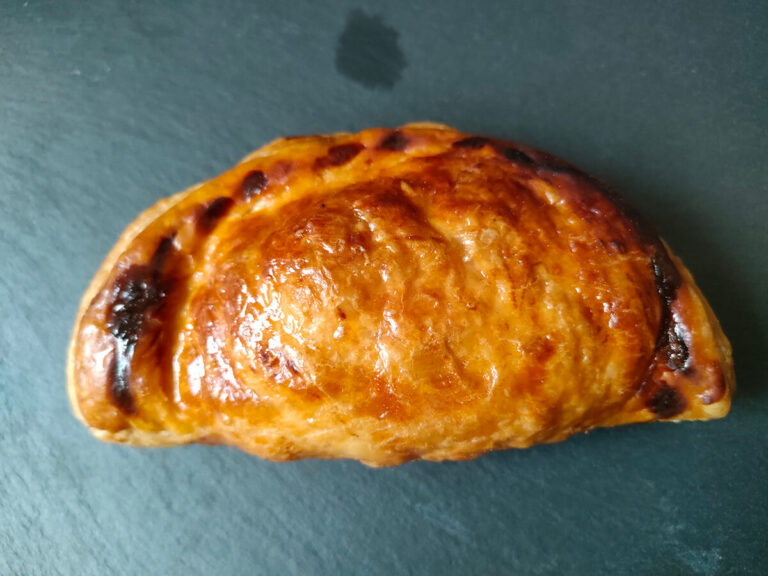 【Harepan】西原村の小さなパン屋さん！ハード系のパンや焼き菓子が人気です | 32調